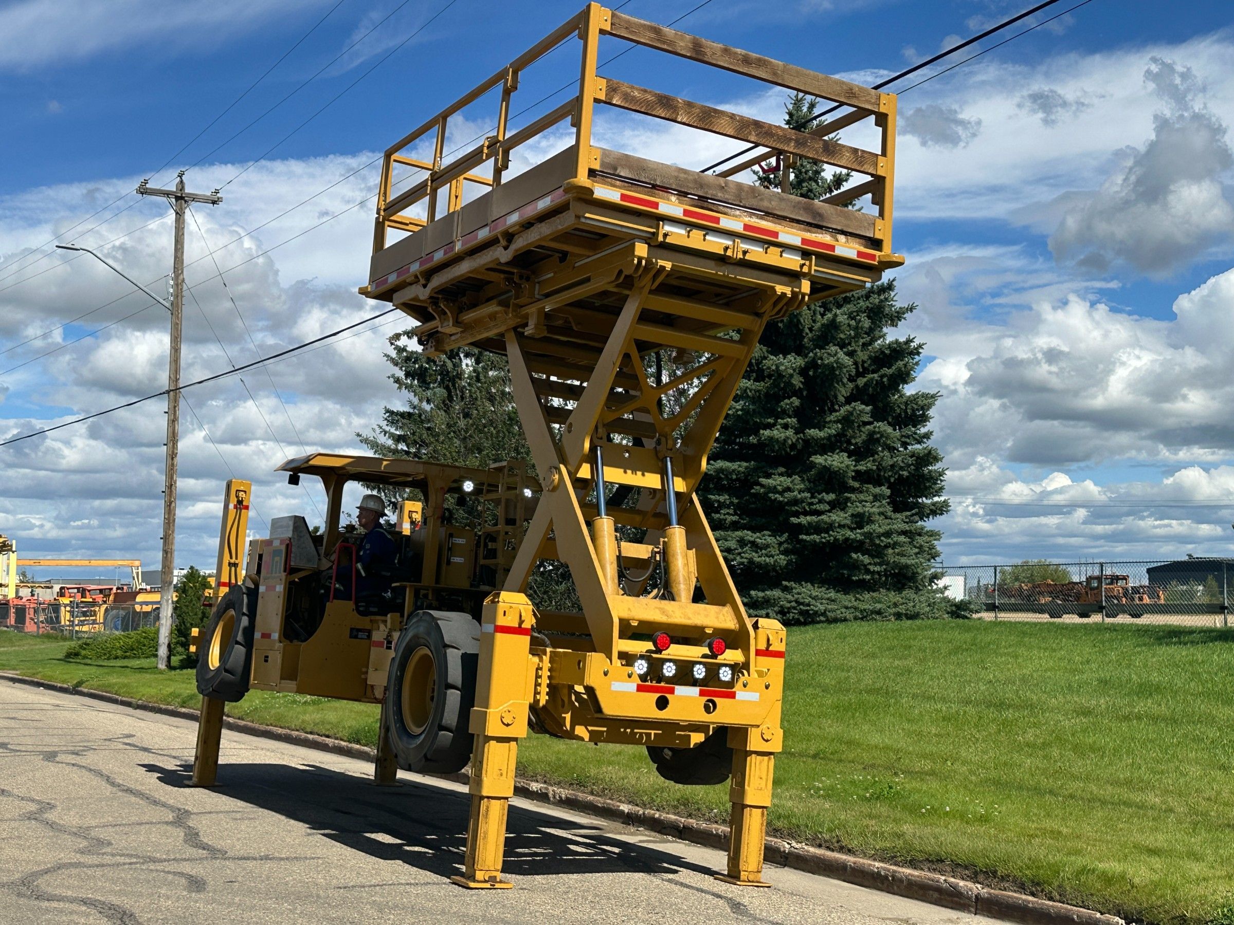 Refurbished MacLean Engineering SL3 Scissor Lift for sale near Edmonton ...